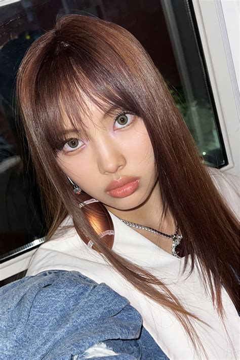 Newjeans Hyein Looks Better With Bangs Or No Bangs Allkpop Newjeans Hyein Looks Better With Bangs Or No Bangs Allkpop