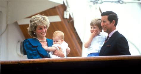 Nieuwe Schokkende Tapes Van Prinses Diana Gelekt Charles Was Teleurgesteld Toen Harry Geboren