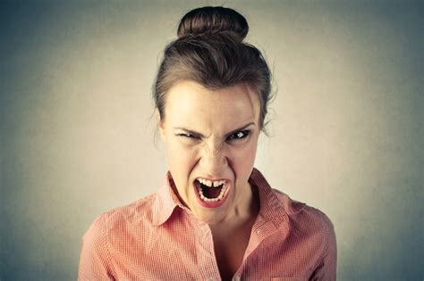 Premium Photo Screaming Girl