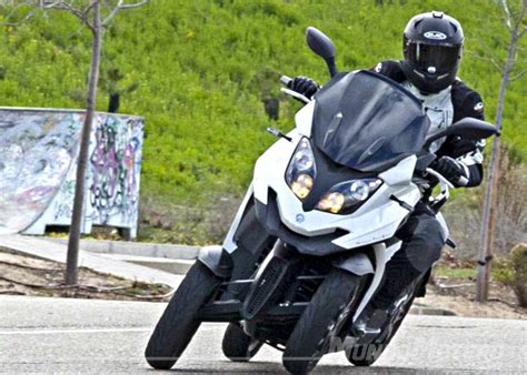 Prueba Quadro4 Scooter Moto 4 Ruedas Acto De Fe