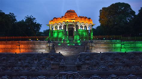 Modhera Sun Temple Gujarat Travel Guide For History And Architecture