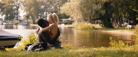 Nude Video Celebs Emma Bading Sexy Lucky Loser 2017