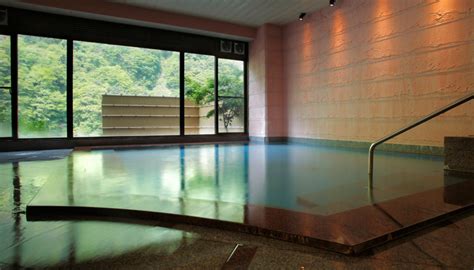 宇奈月温泉 延楽 絶景露天風呂で宇奈月の湯を愉しむ【楽天トラベル】