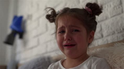 Girl Crying Alone Videos And Hd Footage Getty Images