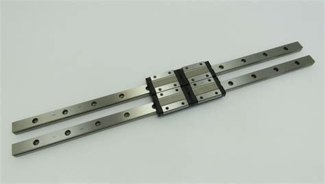 THK SRS7GN Linear Guide Precise Linear Guide Bearing Linear Guide Rail Linear Slide Rail