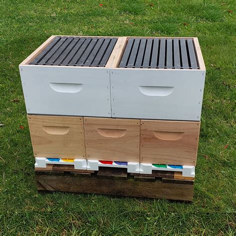 Wooden 6 Frame Complete Nuc Box Ecrotek Beekeeping Supplies Australia