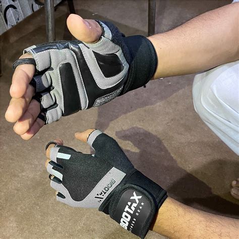 Gym Gloves With Anti Slip Leather Palm For Weight Lifting Kettlebells