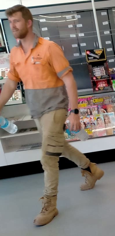 Handsome Bearded Tradie Tumbex