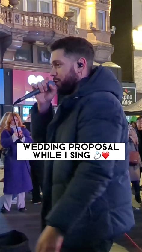 Romantic Guy Proposes To His Girlfriend While I Sing Music Ladygaga Singer Proposal Wedding
