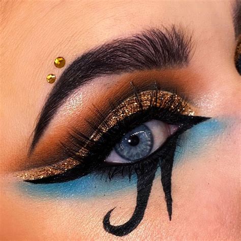 25 Egyptian Eye Makeup Ideas Cleopatra Inspired Looks And Tutorials