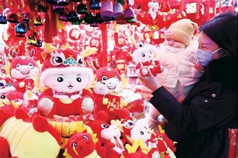 龙元素商品走俏市场 荆楚网 湖北日报网