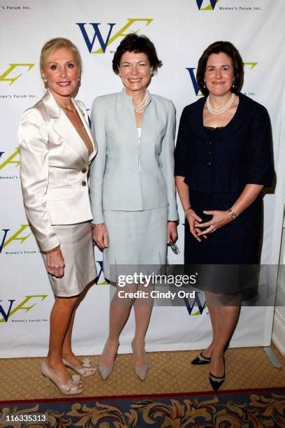 142 Lisa Caputo Photos And High Res Pictures Getty Images