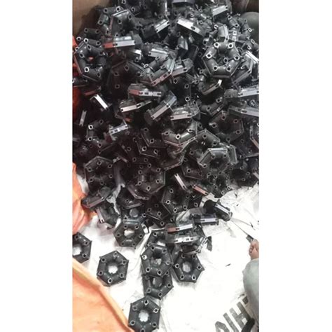 Industrial Rubber Coupling Rubber And Iron 50 100 Grams Black