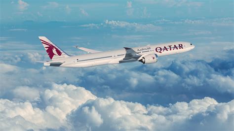 Elon Musk Starlink Soars Through The Skies On A Qatar Airways B777