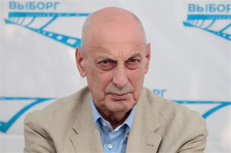 Скончался известный российский кинокритик и бывший глава Госкино Армен Медведев Radiovan Fm