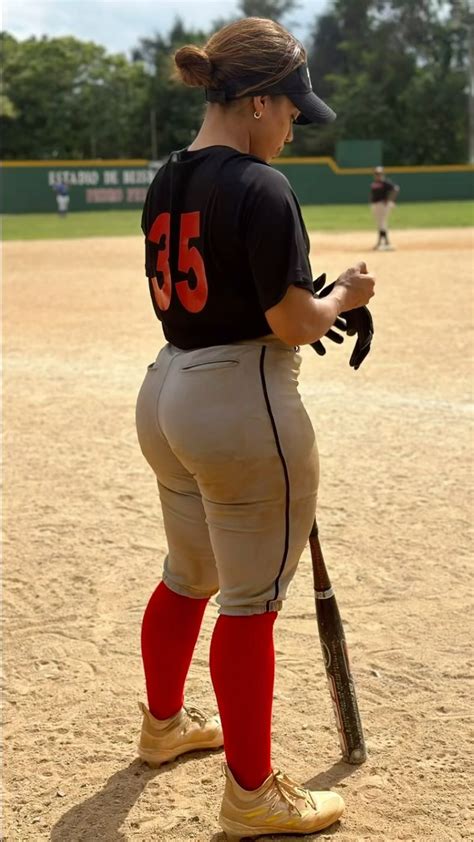 Mabelis Sánchez Quieren Una Princesa Pero Ella Juega Softball 🥎😌😍🤩