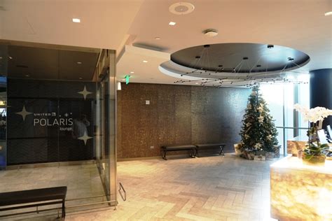 United Will Temporarily Close All Polaris Business Class Lounges And