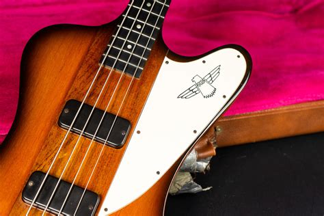 Gibson Thunderbird IV Sunburst GuitarPoint