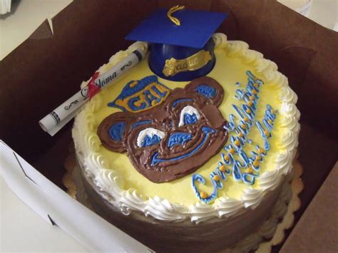 University Of California Berkeley Graduation Cake With Oski Bear