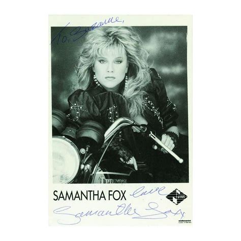 Samantha Fox Autograph Signed Black And White Photograph