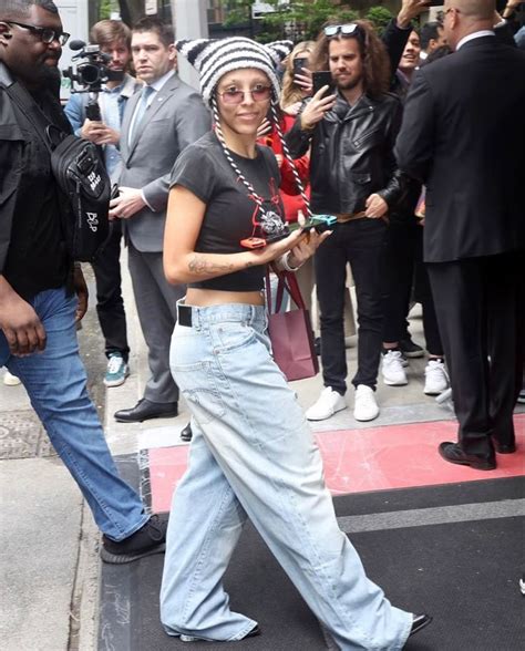 Doja Cat In New York In 2024 Doja Cat Outfits Casual Japan Outfits