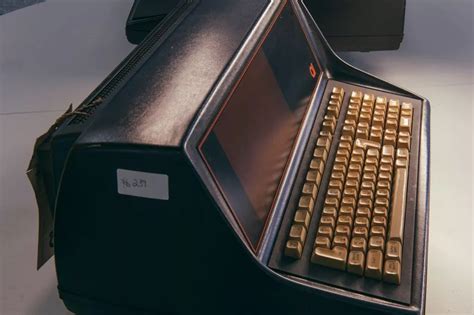 Two Of Worlds First Desktop Computers Nearly 50 Years Old Found During