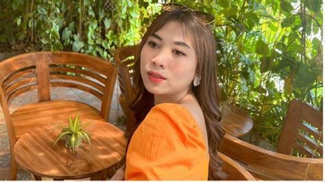 Candra Dewi Maharani Mengaku Raup Ratusan Juta Rupiah Saat Live Jualan