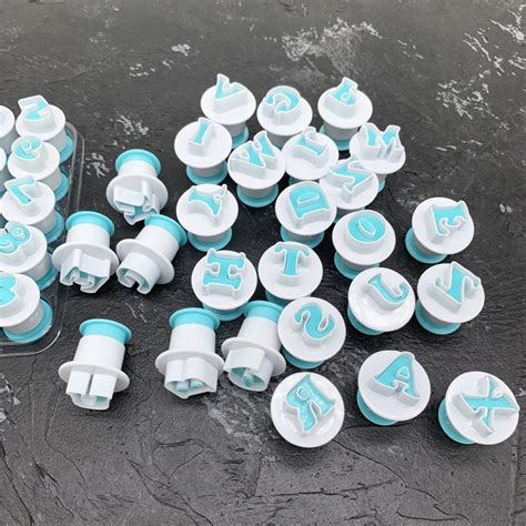 新品 26pcs小写大写英文字母数字弹簧饼干模翻糖装饰印花压切模 虎窝淘