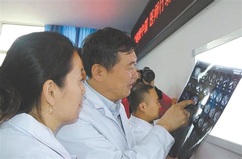 爱国情 奋斗者把缕缕温暖撒向江源大地中国工程院院士董家鸿助力我省包虫病防治工作纪实 2019专题库