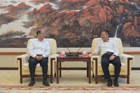 自治区政府与中国石油签署战略合作框架协议 孙绍骋王莉霞会见戴厚良内蒙古建设发展