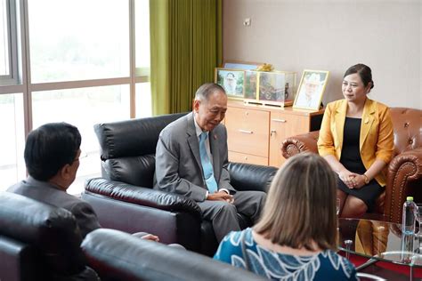 มหาวิทยาลัยร มหาวิทยาลัยราชภัฏเพชรบุรี งานสื่อสารองค์กร