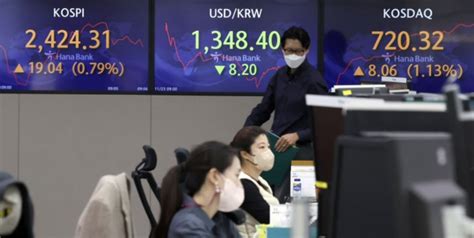 코스피 개인·외인 매수에 2410선 전진삼성전자·하이닉스 상승