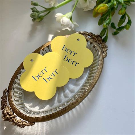 우더디자인 꽃모양 의류택 상품택 행택제작 의류라벨 위시버킷