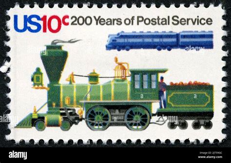 Us Postal Service Bicentennial Old And New Locomotive 10c 1975 Issue