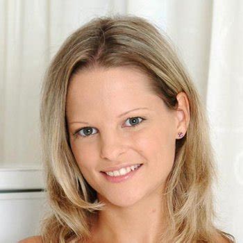 Nancy Bell Babe Page Watch This Pornstar On Freeones