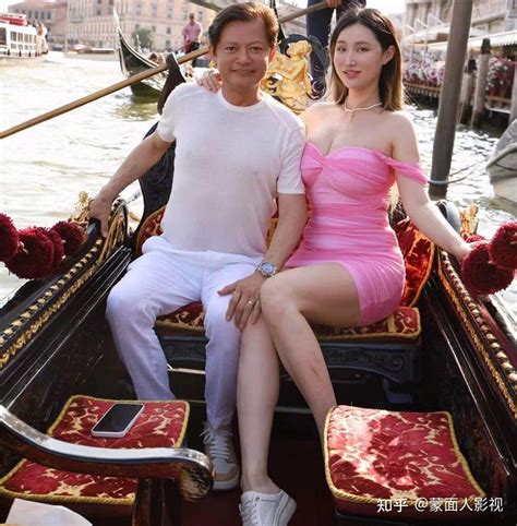 65岁莫华伦与王冰冰：甜蜜蜜的婚后蜜月照，婚姻再次绽放光彩 知乎