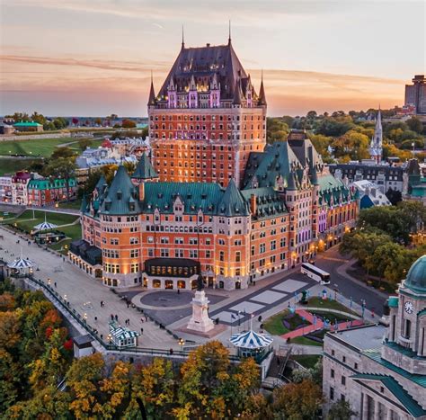 2 Château Frontenac And Terrasse Dufferin 1 Place To Visit