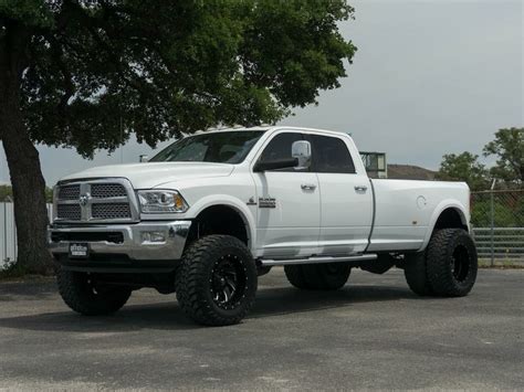 Dodge Ram 3500 Dually Lifted