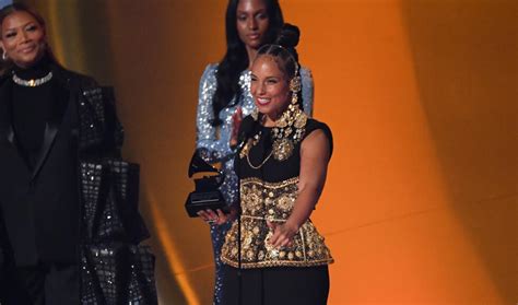 Love For La And Political Quips Top Moments At The Grammys