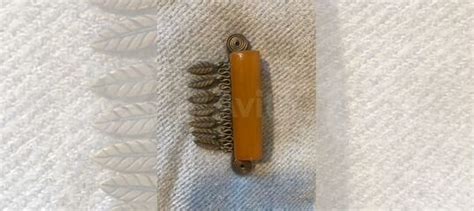 Брошка с янтарем СССР купить в Москве | Личные вещи | Авито