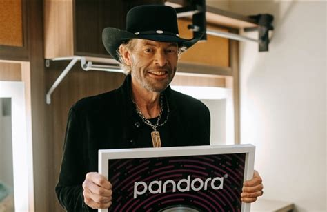 Toby Keiths Planning Private Funeral And A Memorial Service