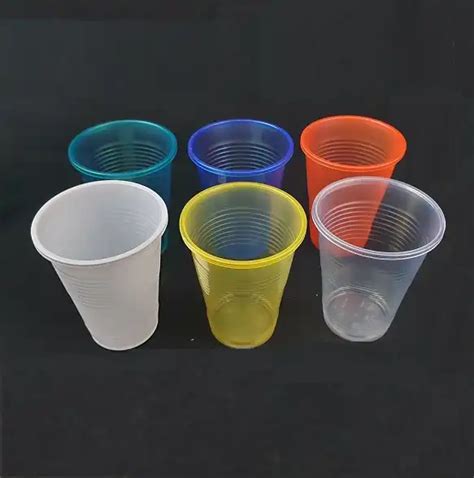 7oz 200ml 뜨겁고 찬 음료를 위한 처분할 수 있는 Pp 플라스틱 색깔 컵