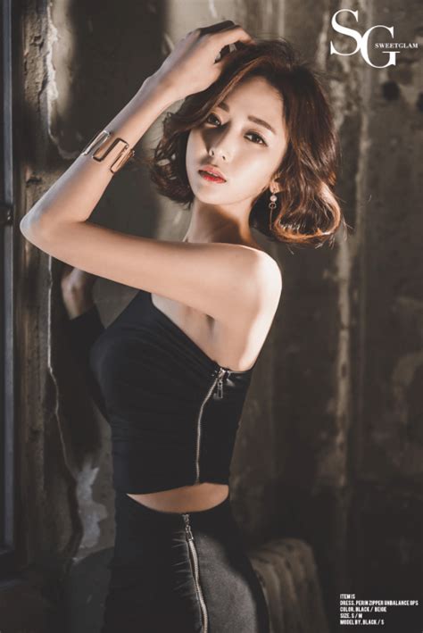 Ye Jin Kore Modeller