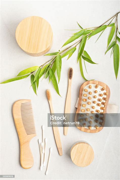 대나무 세면도구 윤리적 지속 가능한 제로 폐기물 플라스틱 라이프 스타일 아이디어 없음 가정 생활에 대한 스톡 사진 및 기타