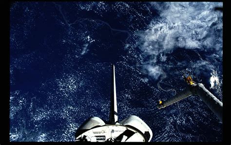 Space Shuttle Discoverys Payload Bay As Seen On Sts 51g [3568x2245