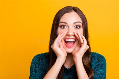 Close Up Photo Beautiful Amazing Her She Lady Open Mouth Hands Arms
