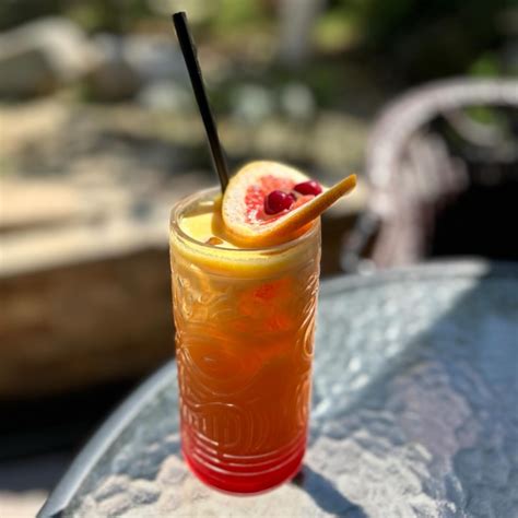 Kafe Li Art Класичен коктел Sex On The Beach 🍑 Уште Facebook