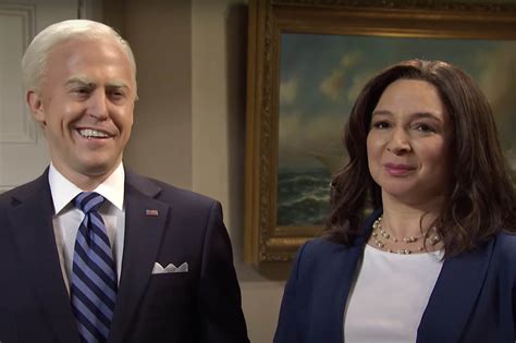 Snl Takes Aim At Joe Biden Kamala Harris With Unity Seder Skit