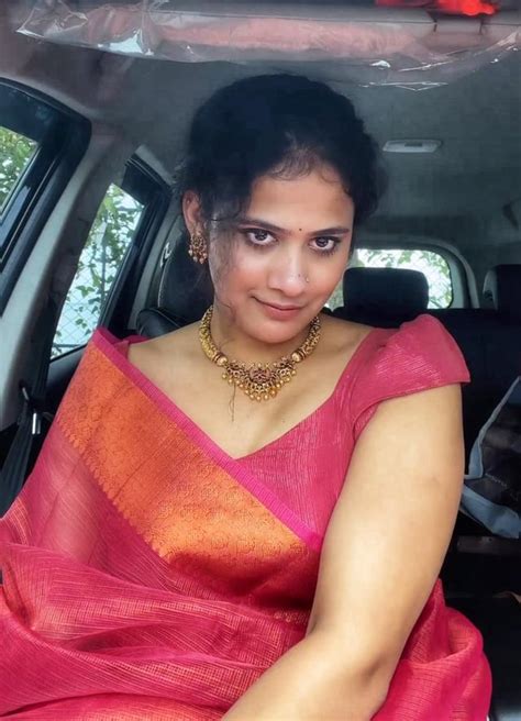 Nayana Variyath Rmalluhorny