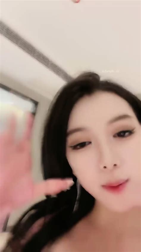 【女模小草莓】顶级车模回归了！无套啪啪激情爆菊白浆拉丝1 Eporner